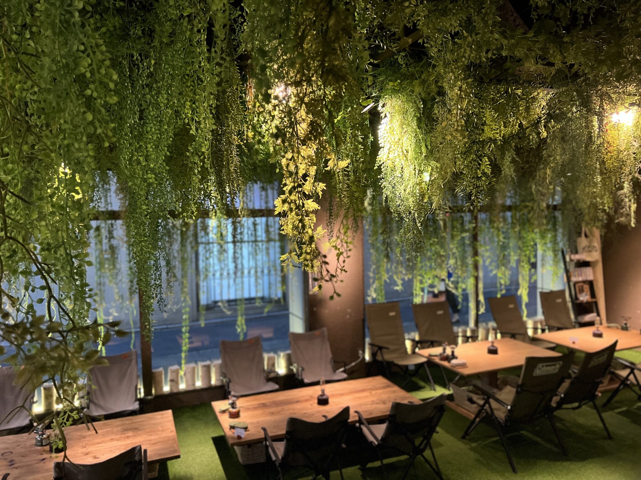 REWILD OUTDOOR TOKYO（リワイルド アウトドア トーキョー）日本橋茅場町店｜アウトドアカフェ